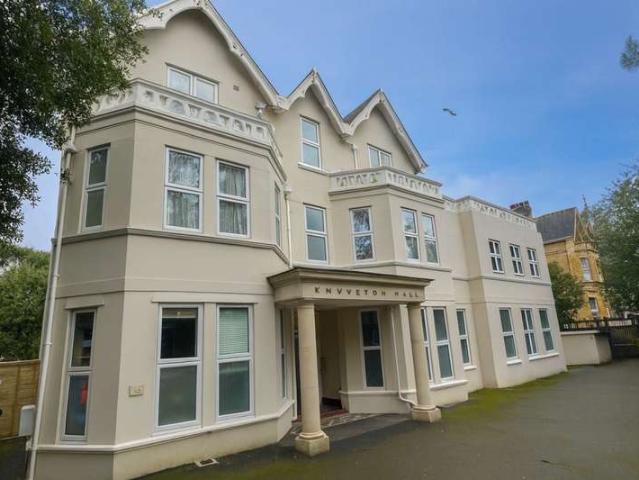 1 Bedroom Flat