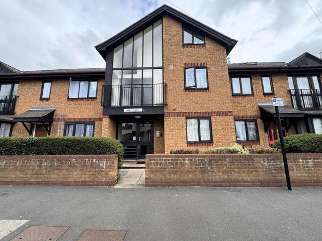 1 Bedroom Flat