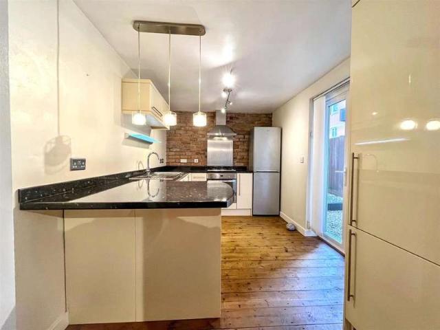 1 Bedroom Flat