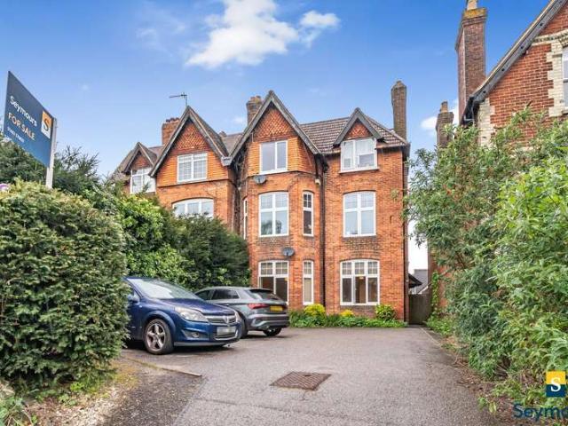 1 Bedroom Flat