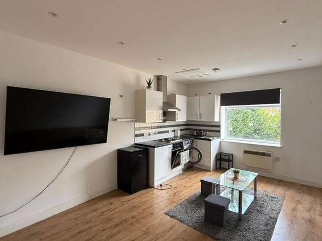 1 Bedroom Flat
