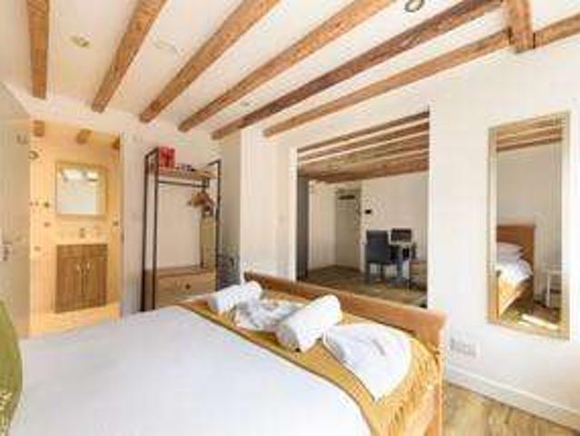 1 Bedroom Flat