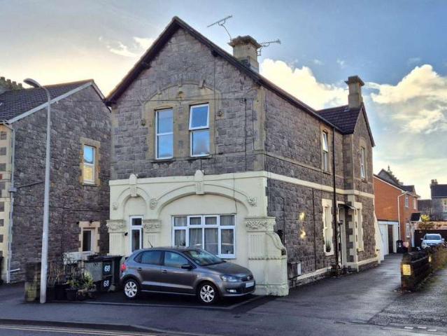 1 Bedroom Flat