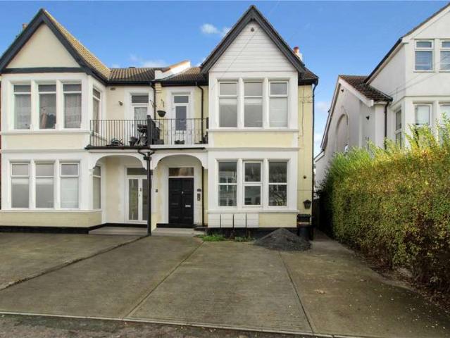 1 Bedroom Flat