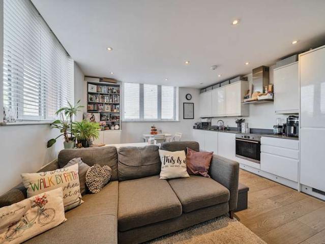 1 Bedroom Flat