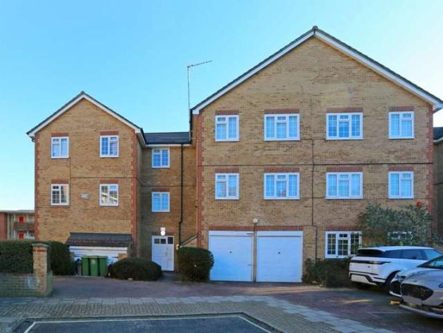 1 Bedroom Flat