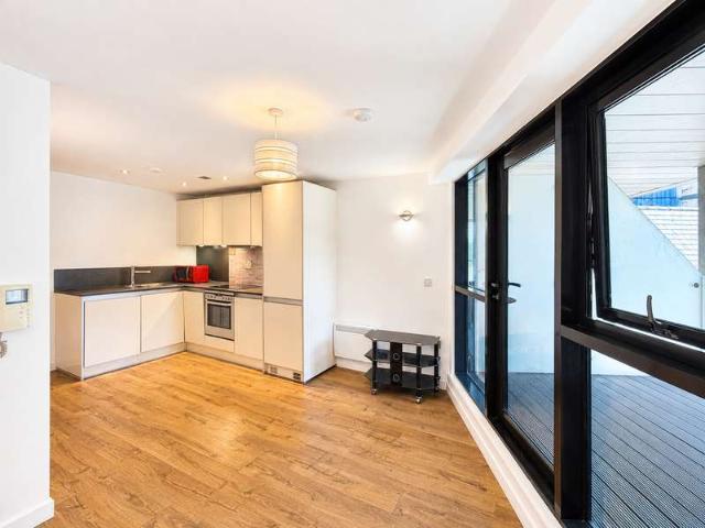 1 Bedroom Flat