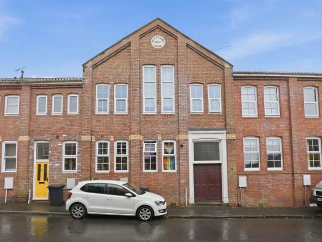 1 Bedroom Flat