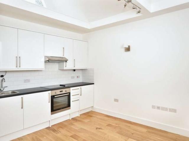 1 Bedroom Flat
