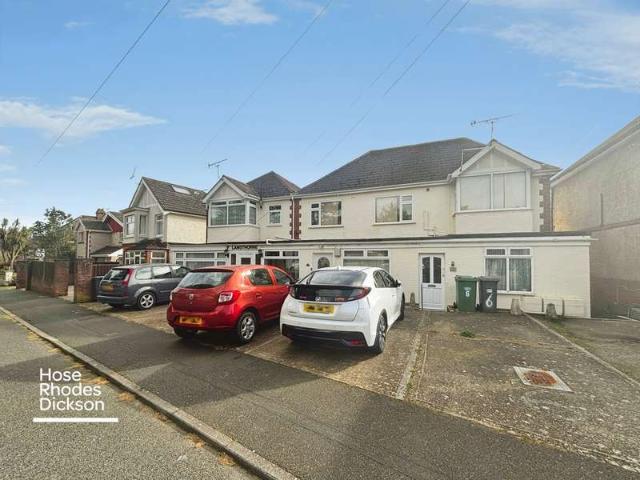 1 Bedroom Flat