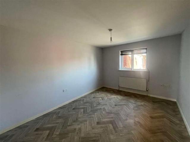 1 Bedroom Flat
