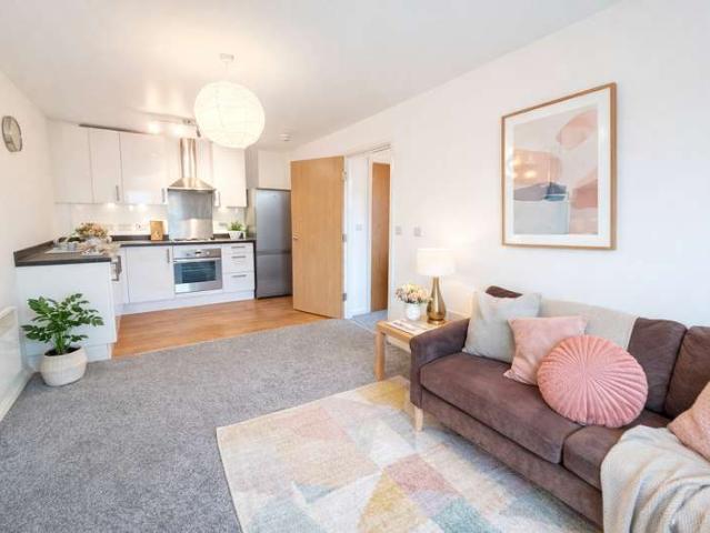 1 Bedroom Flat