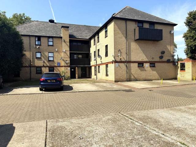1 Bedroom Flat