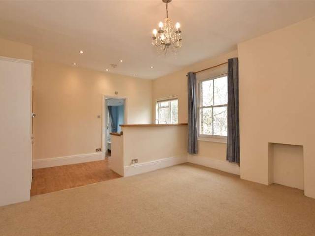 1 Bedroom Flat