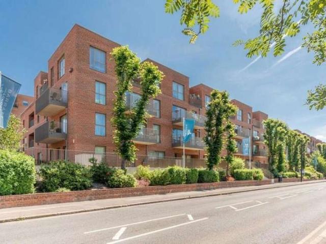 1 Bedroom Flat