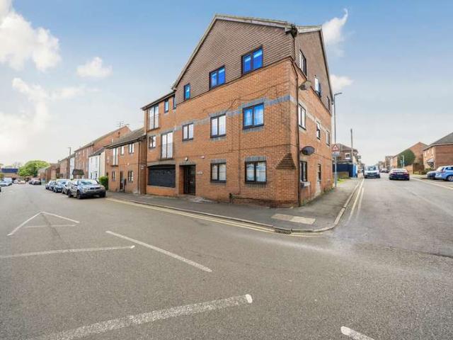 1 Bedroom Flat