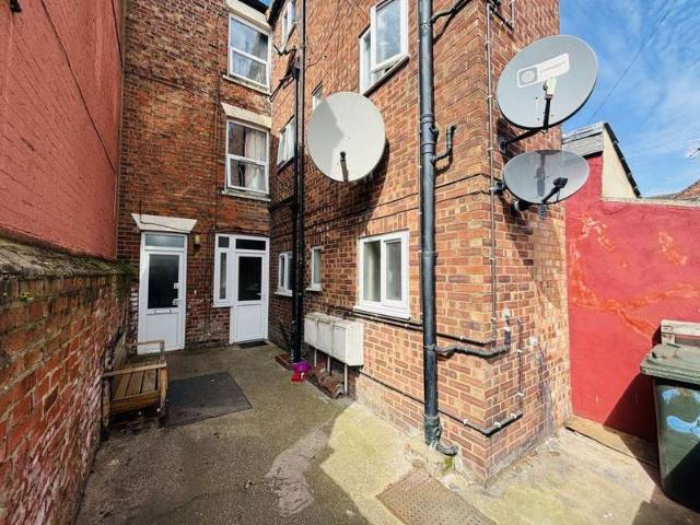 1 Bedroom Flat