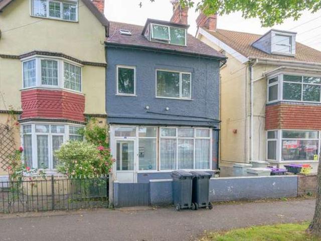 1 Bedroom Flat