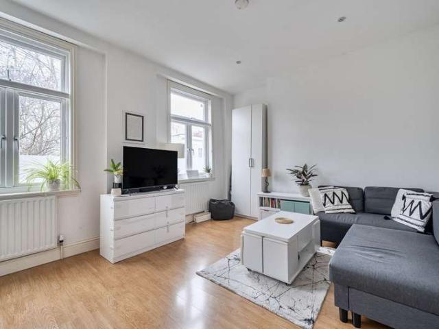 1 Bedroom Flat