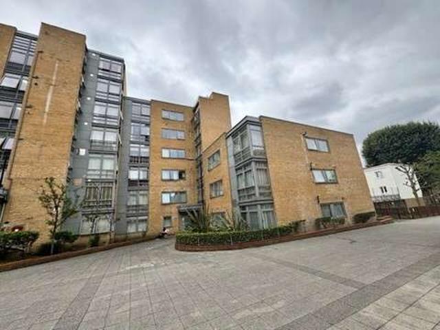 1 Bedroom Flat
