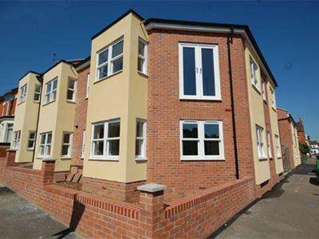 1 Bedroom Flat