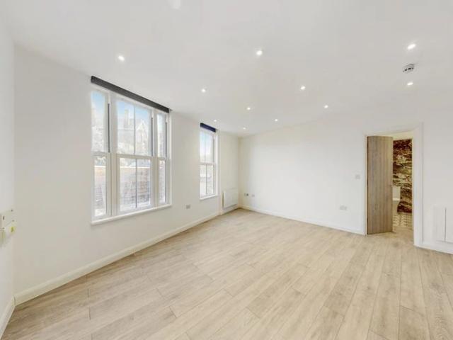 1 Bedroom Flat