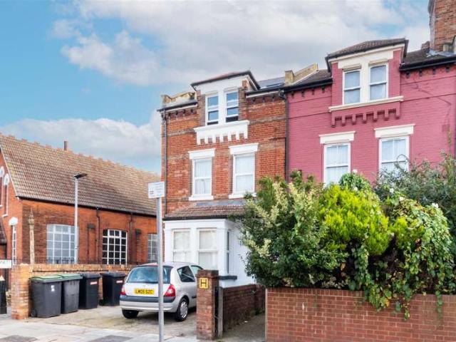 1 Bedroom Flat