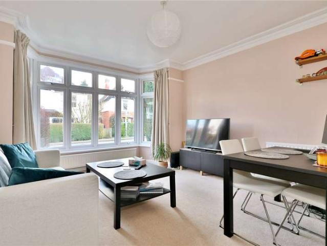 1 Bedroom Flat