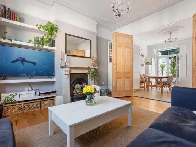 1 Bedroom Flat
