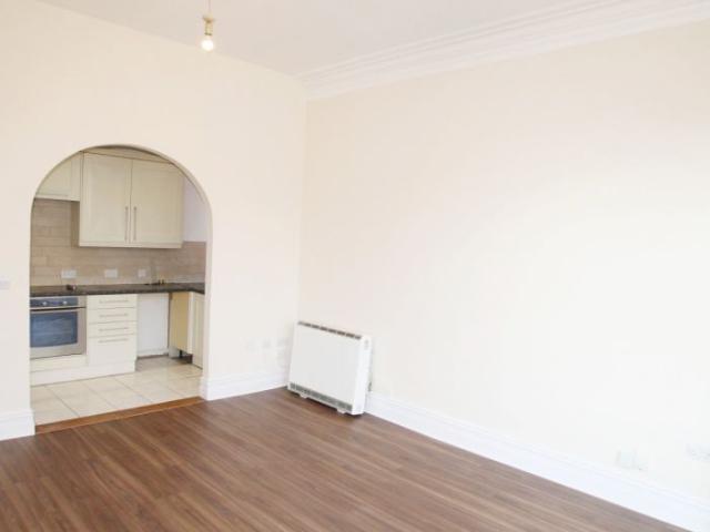 1 Bedroom Flat, The Drive, Hove