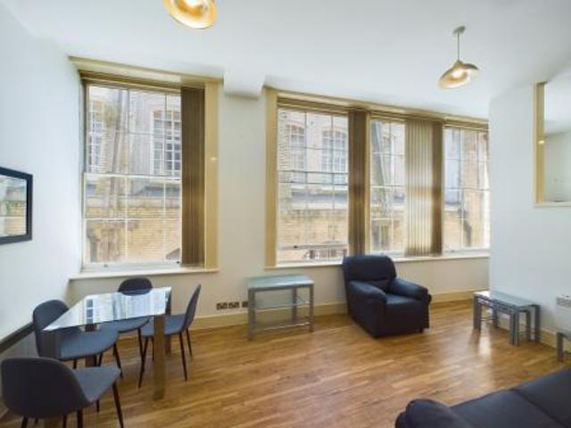 1 bedroom Flat To Let