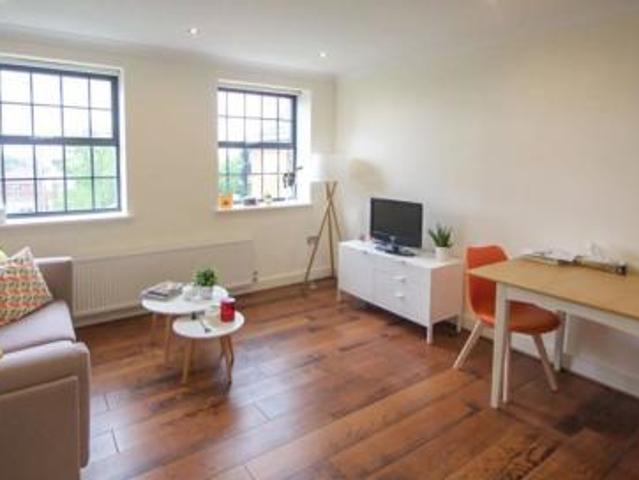 1 bedroom Flat To Let