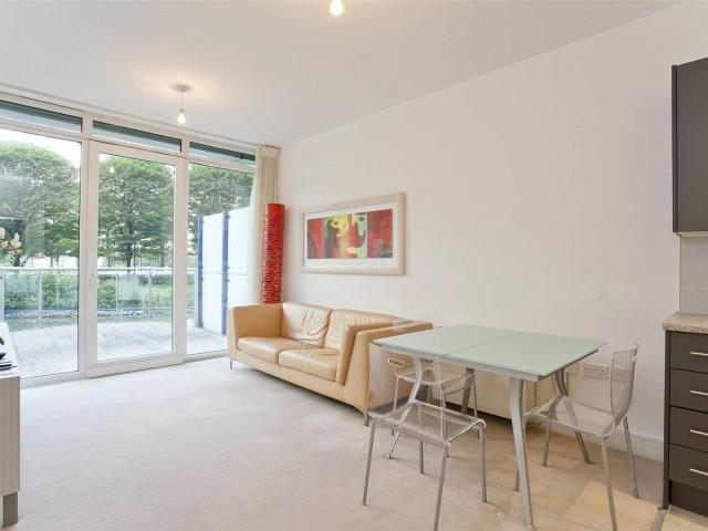 1 Bedroom Flat To Let