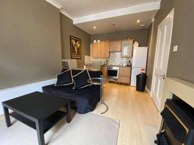 1 bedroom Flat To Let