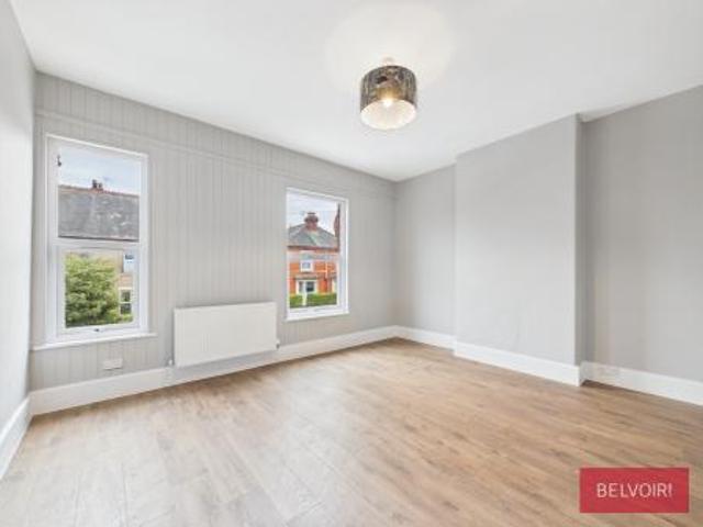 1 bedroom Flat To Let