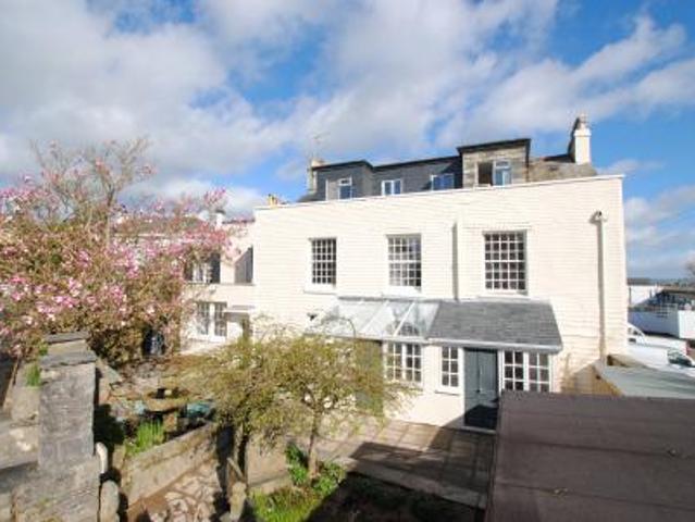 1 bedroom Flat To Let