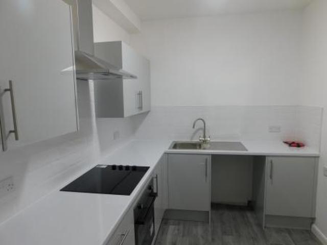 1 bedroom Flat To Let