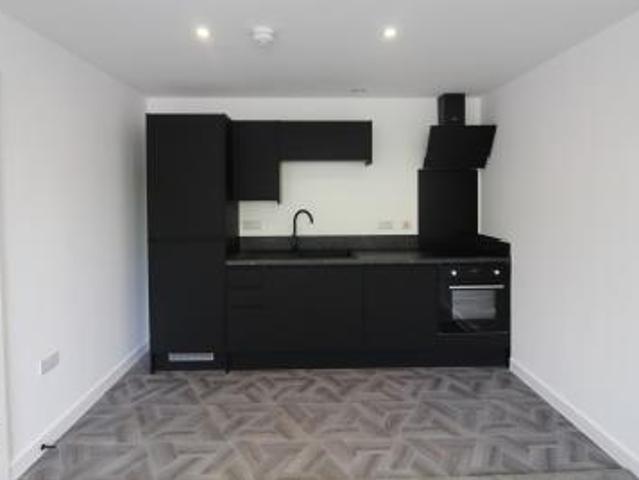1 bedroom Flat To Let