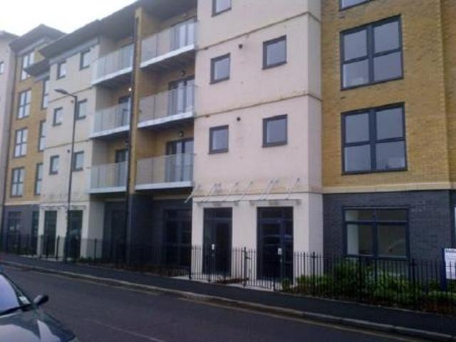 1 bedroom Flat To Let