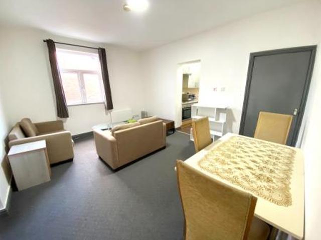 1 bedroom Flat To Let