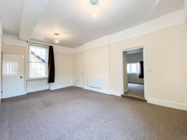 1 bedroom Flat To Let