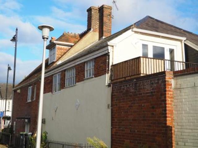 1 bedroom Flat To Let