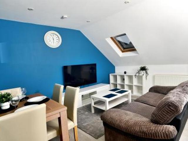 1 bedroom Flat To Let