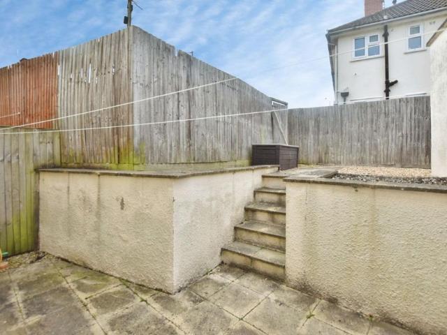 1 bedroom Flat To Let