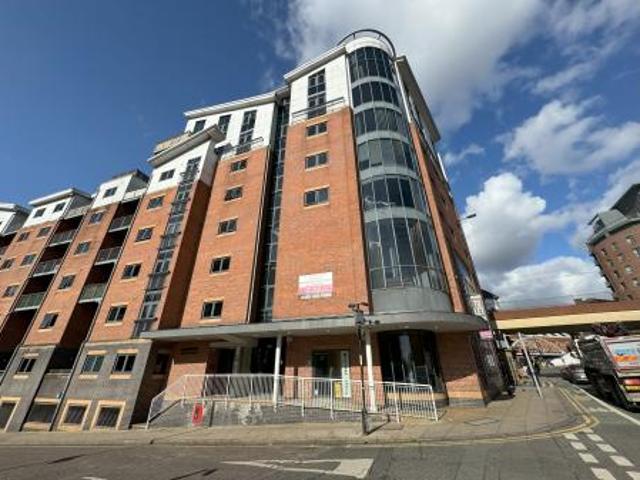1 bedroom Flat To Let