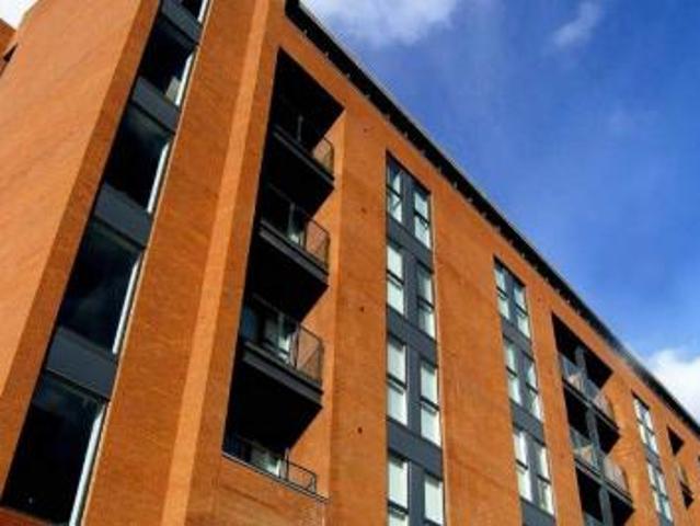 1 bedroom Flat To Let