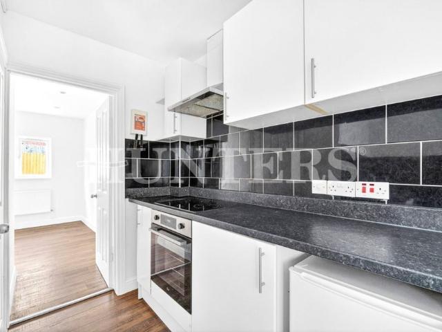 1 bedroom Flat To Let