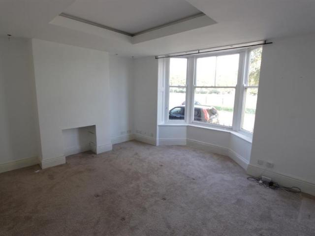 1 bedroom Flat To Let
