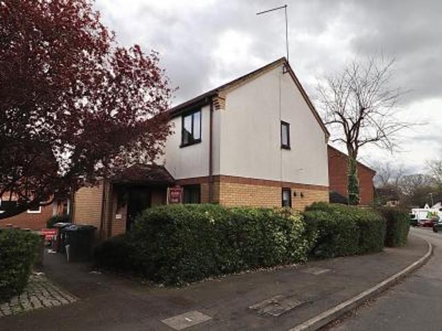 1 bedroom Flat To Let
