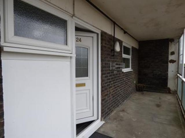 1 bedroom Flat To Let